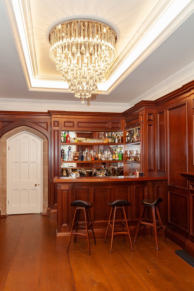 Traditional Dark Timber Bar - Alderley Edge, Cheshire | Our Portfolio ...